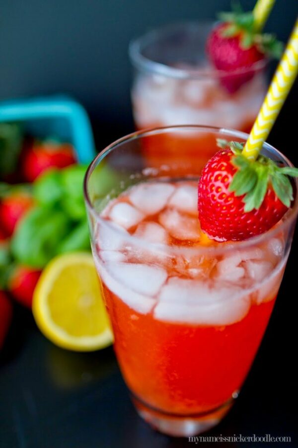 Strawberry Basil Lemonade | Recipe by My Name Is Snickerdoodle