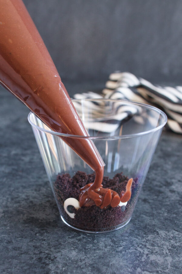 Graveyard Pudding Cookie Cups | My Name Is Snickerdoodle